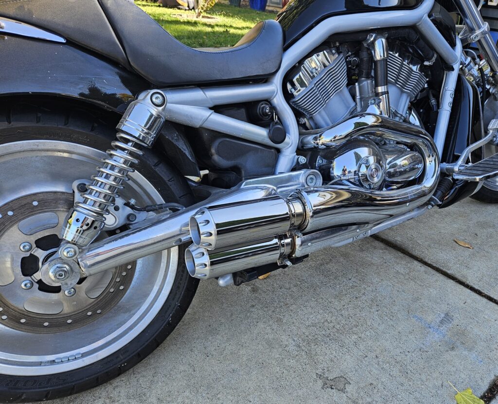 VRSC StreetFighter Chrome Short Bullets - ForceWinder Motorcycle Intakes