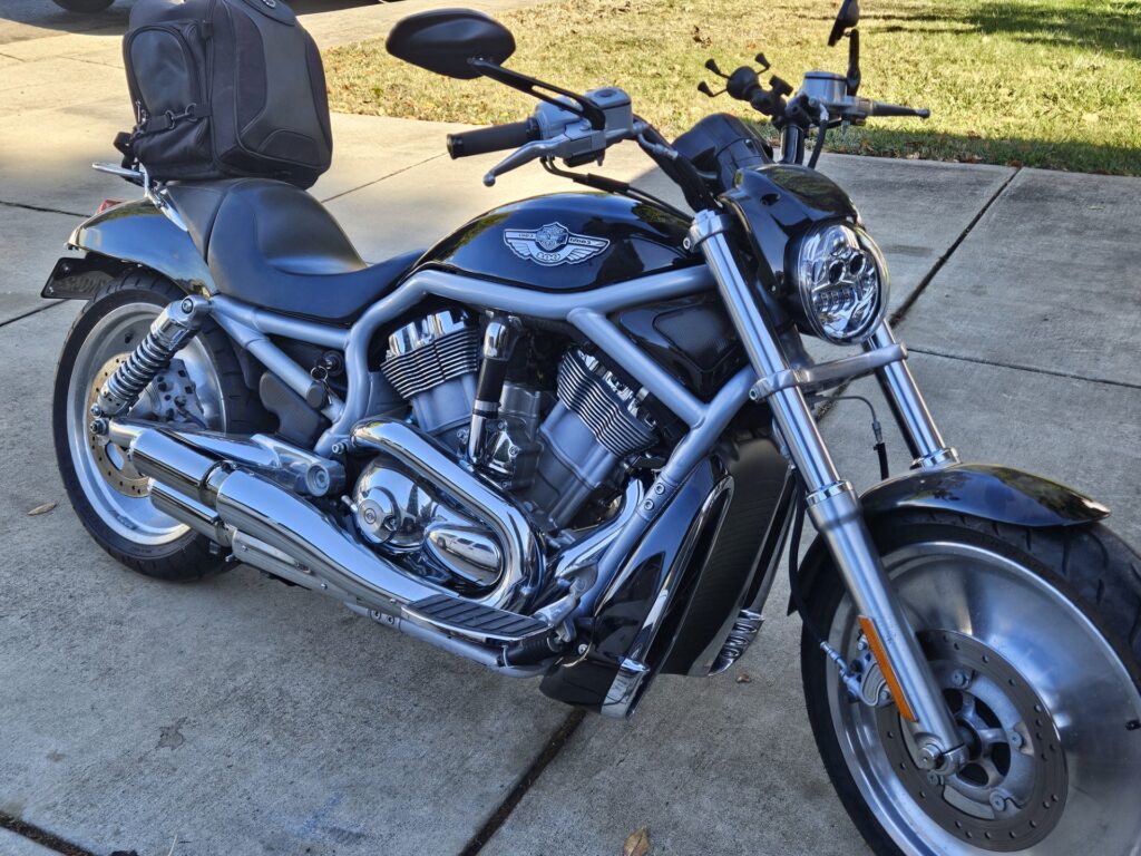 VRSC StreetFighter Chrome Short Bullets - ForceWinder Motorcycle Intakes